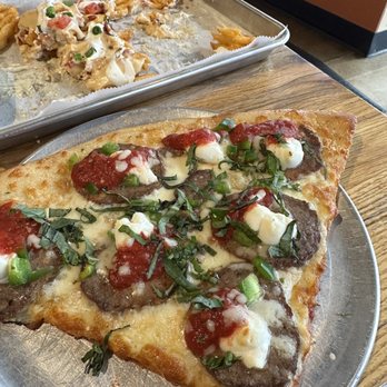 FELIX’S PIZZA PUB - Updated September 2024 - 341 Photos & 384 Reviews ...