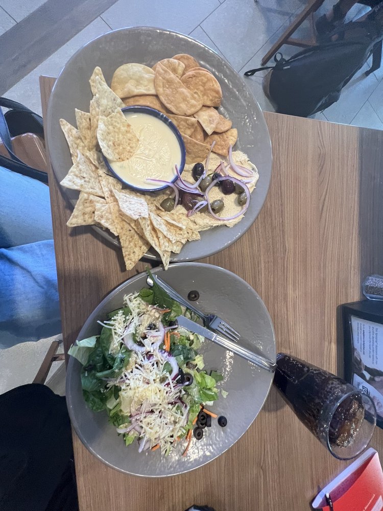 HARRINGTON PLACE DINING - Updated December 2025 - 10 Photos - 1909 15th ...