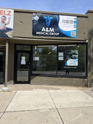A&M MEDICAL GROUP - Updated August 2025 - 11 Photos - 2110 W Devon Ave ...