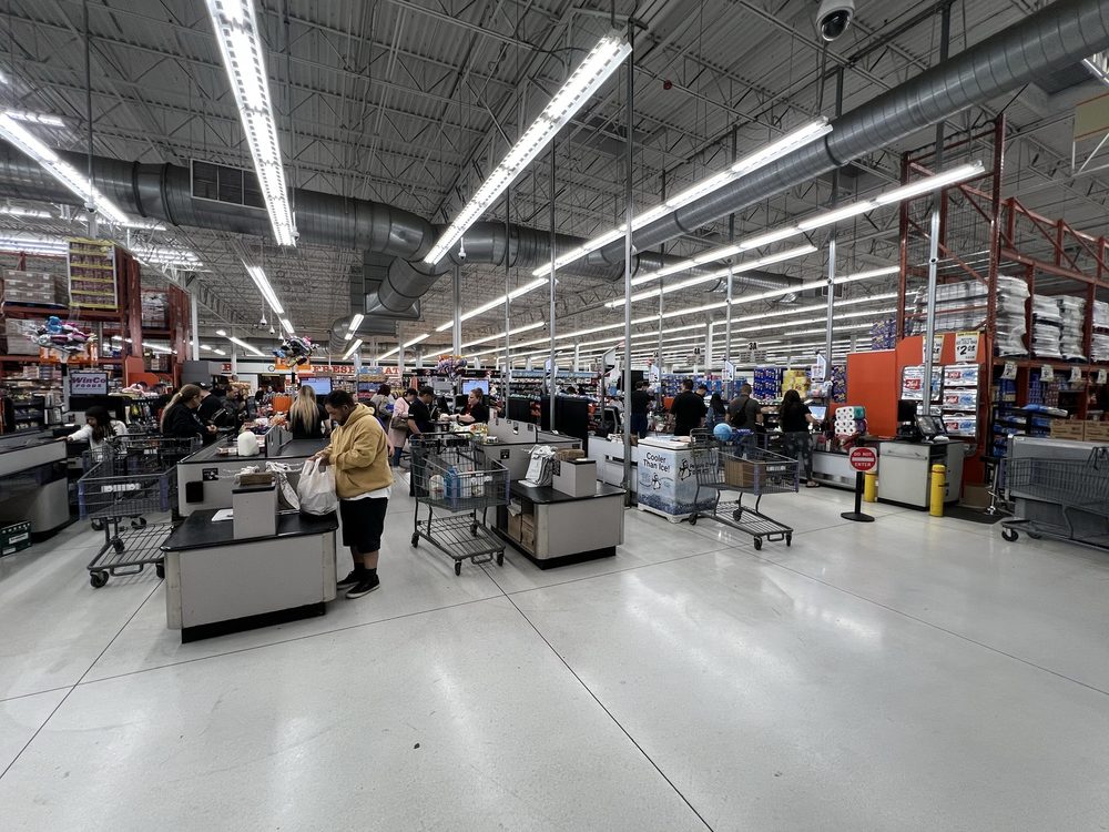 WINCO FOODS - Updated May 2026 - 36 Photos & 104 Reviews - 3939 W ...