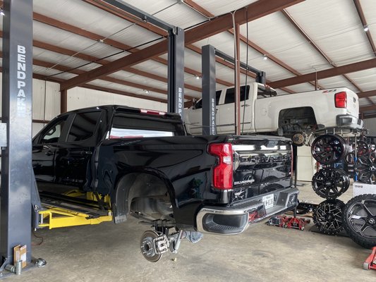 KING TIRE AND WHEELS #4 - Updated December 2025 - 39 Photos - 10600 ...