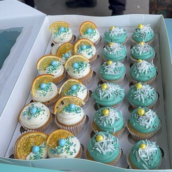 THE CRIMSON CAKE - Updated July 2024 - 504 Photos & 261 Reviews - 3800 ...