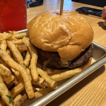 HOPDODDY BURGER BAR - Updated December 2025 - 43 Photos & 23 Reviews ...