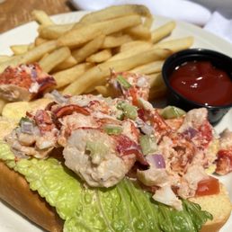 THE SNAPPER INN - Updated December 2025 - 280 Photos & 322 Reviews ...