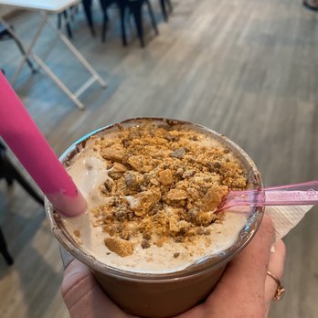 THE TWISTED COW - Updated October 2025 - 83 Photos & 29 Reviews - 250 N ...