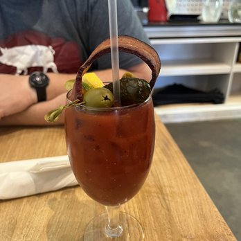 PERFECT PIG GRILL AND FISH HOUSE - Updated November 2024 - 614 Photos ...