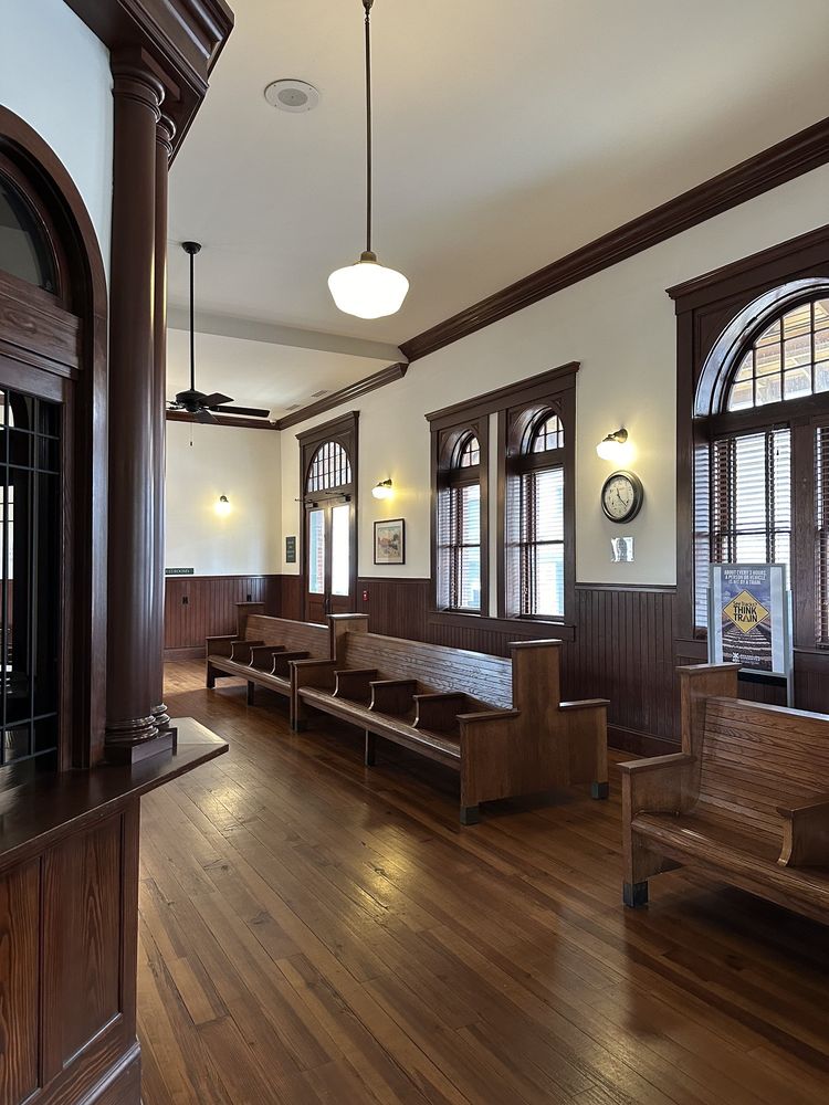 AMTRAK - Updated December 2025 - 61 Photos & 10 Reviews - 100 West High ...