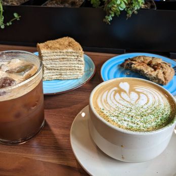 CARDOON - Updated January 2025 - 107 Photos & 30 Reviews - 2423 NW ...