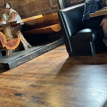 TRAIN WRECK BAR - 865 Photos & 865 Reviews - 427 E Fairhaven Ave ...