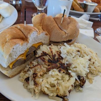 COLONIAL DINER - Updated April 2025 - 286 Photos & 336 Reviews - 560 ...