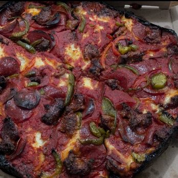 PEQUOD’S PIZZA - Updated February 2025 - 5472 Photos & 8526 Reviews ...