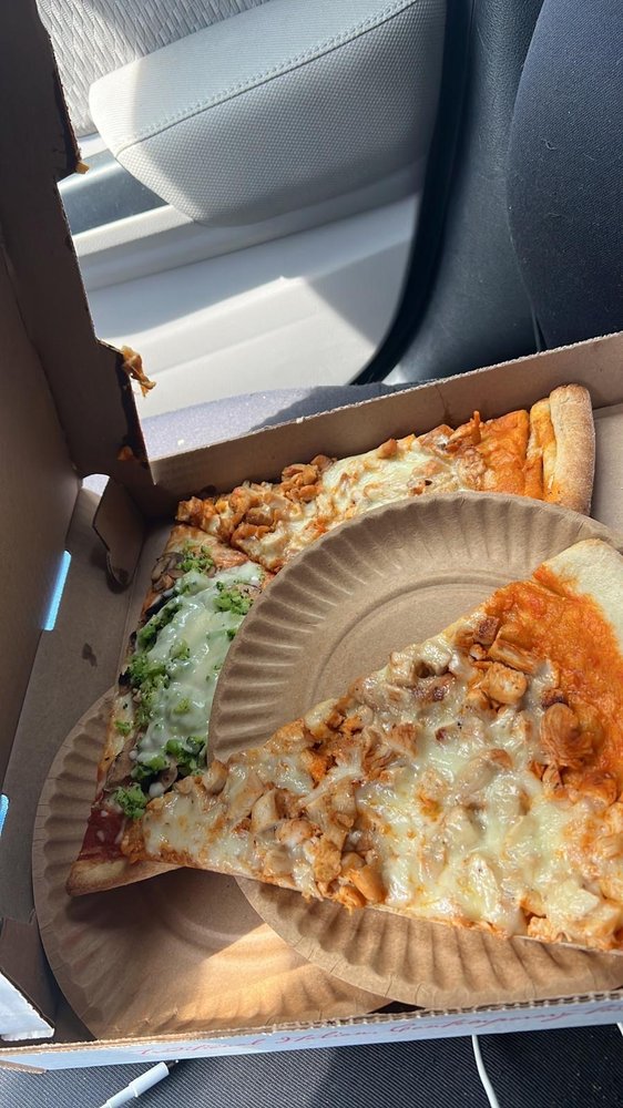 HIGHLAND PIZZA - Updated August 2024 - 44 Photos & 109 Reviews - 601 ...