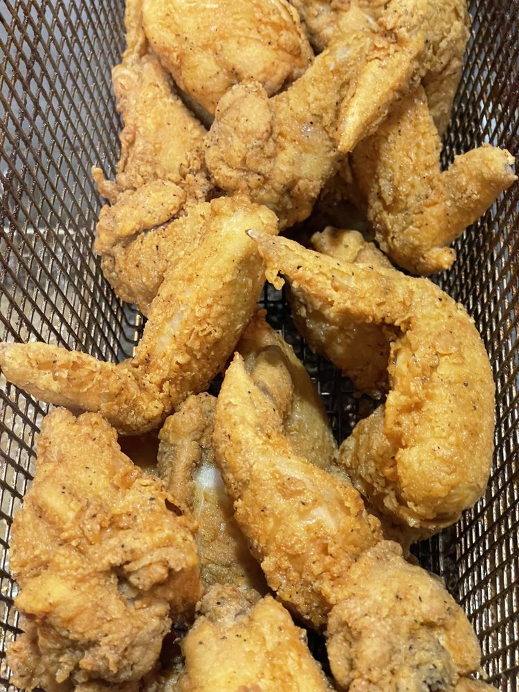 THE VAULT - Updated July 2025 - 12 Photos - 1004 East 2nd St, Sheffield ...