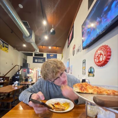 LUMBERJACK PIZZA - 109 Photos & 93 Reviews - 104 E Rte 66, Flagstaff ...