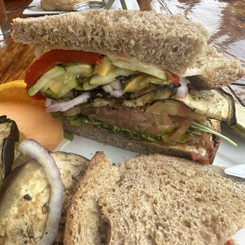 RAGGED POINT RESTAURANT - Updated November 2024 - 285 Photos & 276 ...