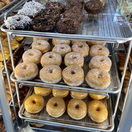 ROCKLIN DONUTS & CINNAMON - Updated November 2025 - 694 Photos & 669 ...