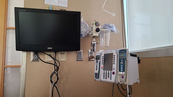 IU HEALTH SIMON CANCER CENTER - Updated December 2025 - 12 Photos ...