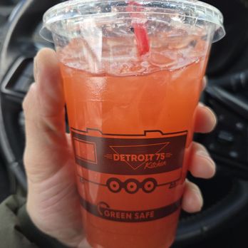 DETROIT 75 KITCHEN - Updated December 2025 - 65 Photos & 47 Reviews ...