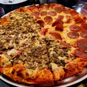 CHOPPER DAVO’S PIZZA - Updated December 2025 - 4511 Stone Ave, Sioux ...