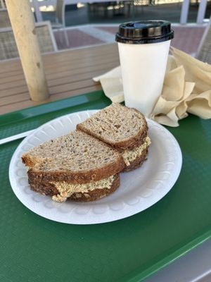 GREEN LIGHT CAFE & DELI - Updated December 2025 - 43 Photos & 92 ...