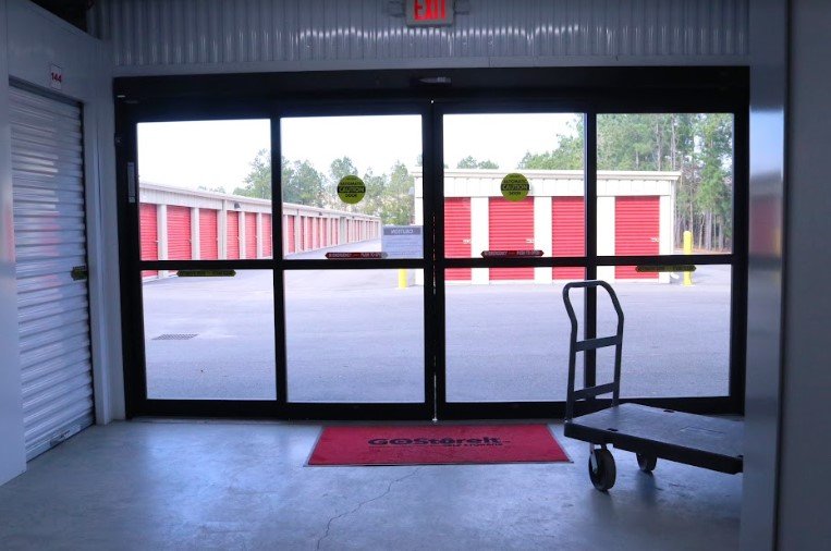 GO STORE IT - POOLER - Updated October 2025 - 10 Photos - 240 Park Ave ...