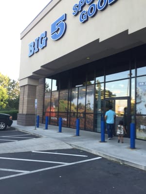 BIG FIVE SPORTING GOODS - Updated October 2025 - 101 N Milwaukee St ...