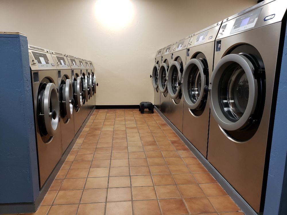 J’S LAUNDRY - Updated February 2025 - 11 Photos - 5902 N 76th St ...