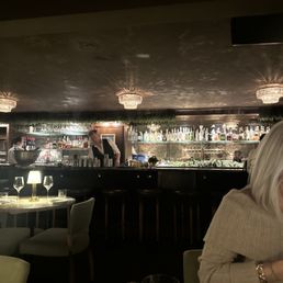 CHELSEA LIVING ROOM - Updated December 2025 - 104 Photos & 40 Reviews ...