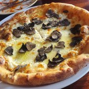 PIZZERIA TRA VIGNE - 879 Photos & 793 Reviews - 1016 Main St, Saint ...