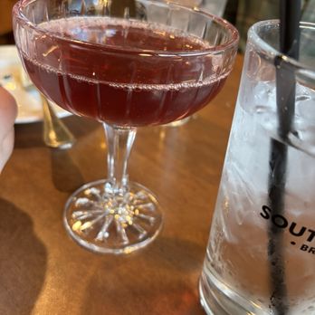 THE HOWLING ROOSTER - Updated January 2026 - 497 Photos & 386 Reviews ...