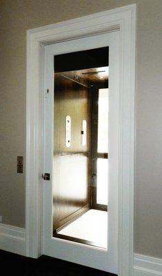 ARROW LIFT - Updated October 2025 - 15 Photos - 28631 Canwood St ...