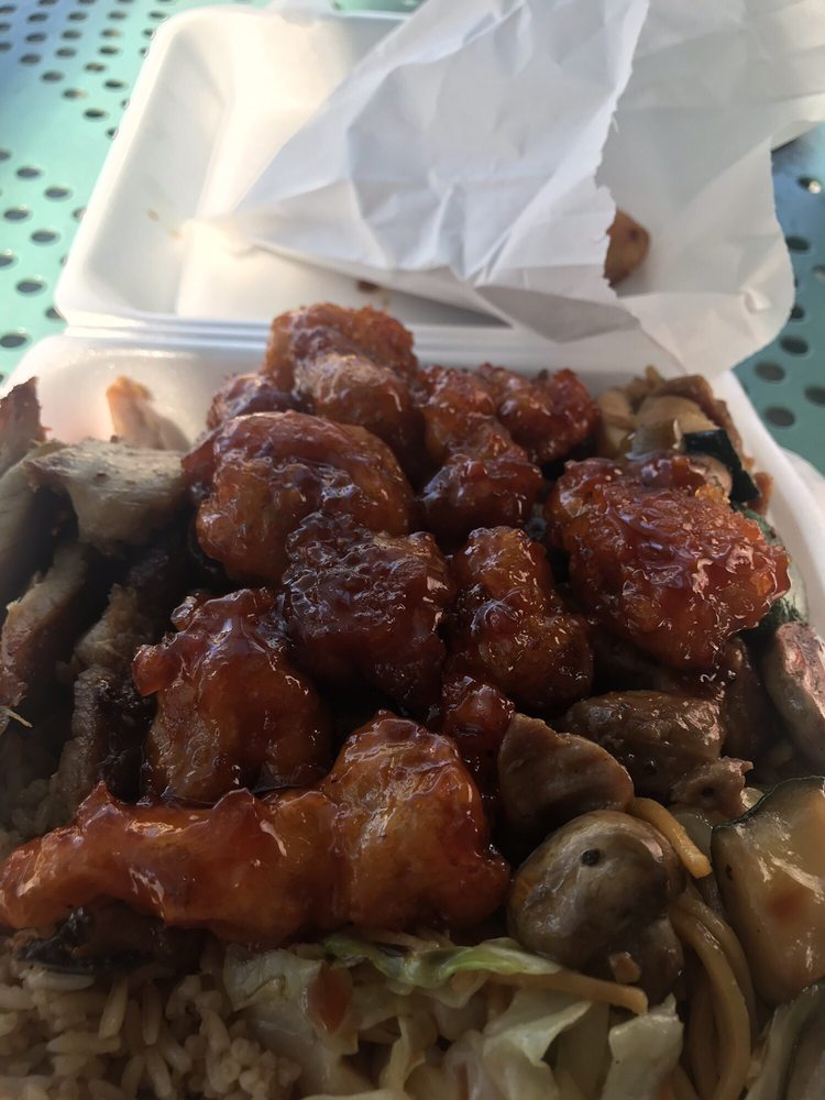 STAR WOK EXPRESS - 11 Photos & 21 Reviews - 15215 Barranca Pkwy, Irvine ...