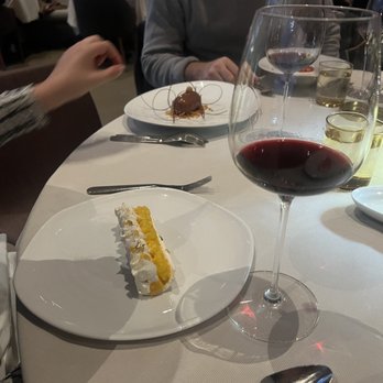 LE PAVILLON - Updated February 2025 - 1328 Photos & 242 Reviews - One ...