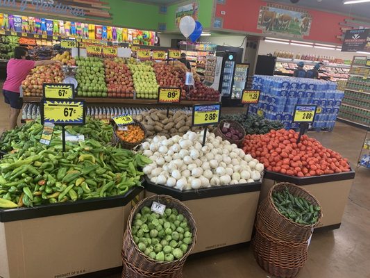 FOOD CITY - Updated September 2025 - 12 Photos & 26 Reviews - 3030 E ...