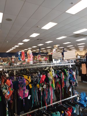 GOODWILL STORE & DONATION CENTER - Updated October 2025 - 22 Photos ...