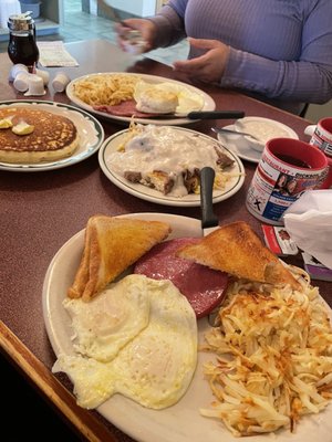 DONNA’S RESTAURANT - 12 Photos & 12 Reviews - Southern - 701 W Walnut ...