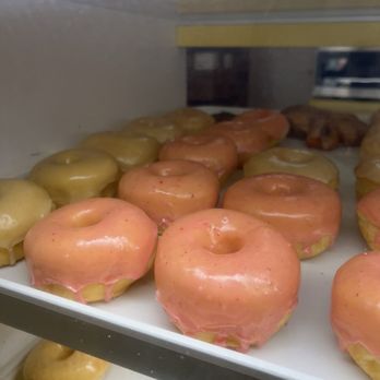 COMBO DONUT - Updated December 2025 - 40 Photos & 113 Reviews - 1509 S ...