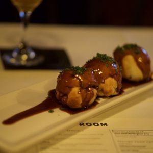 TEAK NEIGHBORHOOD GRILL - 1203 Photos & 902 Reviews - Burgers - 6400 ...