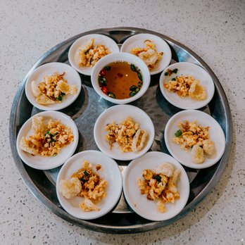 HUE KITCHEN - Updated December 2024 - 433 Photos & 140 Reviews - 413 N ...