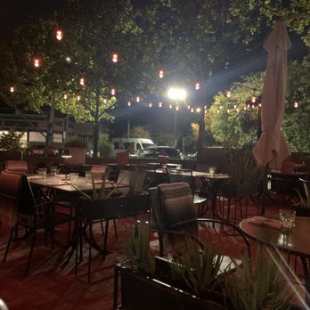 PHARM TABLE - Updated December 2024 - 1012 Photos & 413 Reviews - 611 S ...