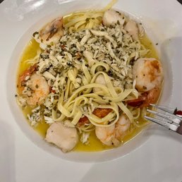 DOM & MIA’S - Updated October 2025 - 85 Photos & 60 Reviews - 145 Saxer ...