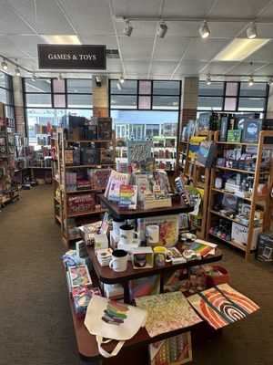 SCHULER BOOKS - Updated December 2025 - 44 Photos & 65 Reviews - 2513 ...