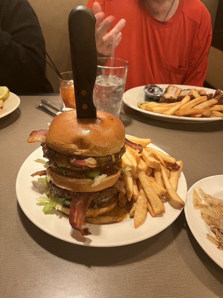 BENNIGAN’S - 124 Photos & 142 Reviews - 495 Airport Rd, Elgin, Illinois ...