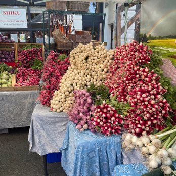 BALLARD FARMERS MARKET - Updated September 2024 - 793 Photos & 348 ...