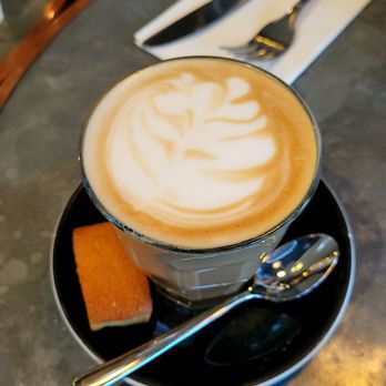 AU COMPTOIR - Updated July 2024 - 470 Photos & 221 Reviews - 2278 W 4th ...