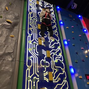 FUN LAND OF FAIRFAX - 34 Photos & 43 Reviews - 5111 Westfields Blvd ...