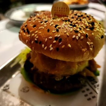 GORDON RAMSAY BURGER - 163 Photos & 100 Reviews - 99 Blackstone St ...