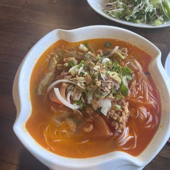 LOTUS POND VIETNAMESE CUISINE - Updated December 2024 - 637 Photos ...