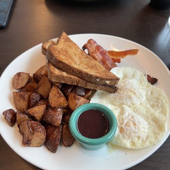 FARMERS KITCHEN + BAR - Updated June 2024 - 114 Photos & 87 Reviews ...