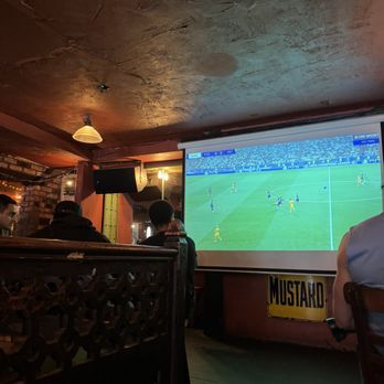 FIDDLESTICKS PUB - Updated December 2025 - 344 Photos & 477 Reviews ...